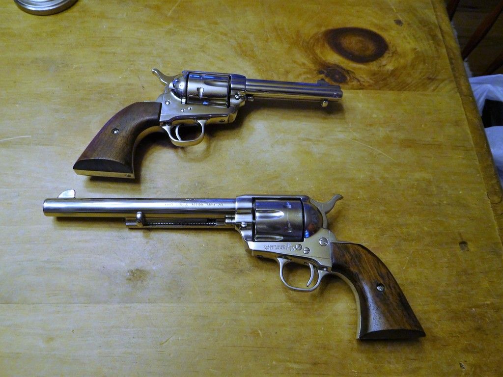 Suspect this 2nd Gen was refinished | Colt Forum